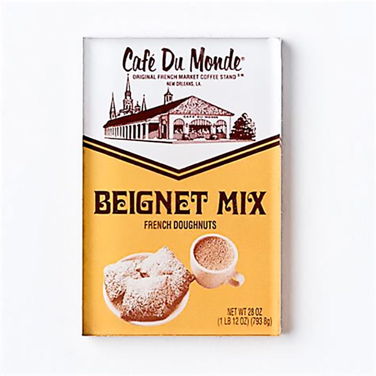 Coffee and Beignet Magnet • Cafe Du Monde New Orleans
